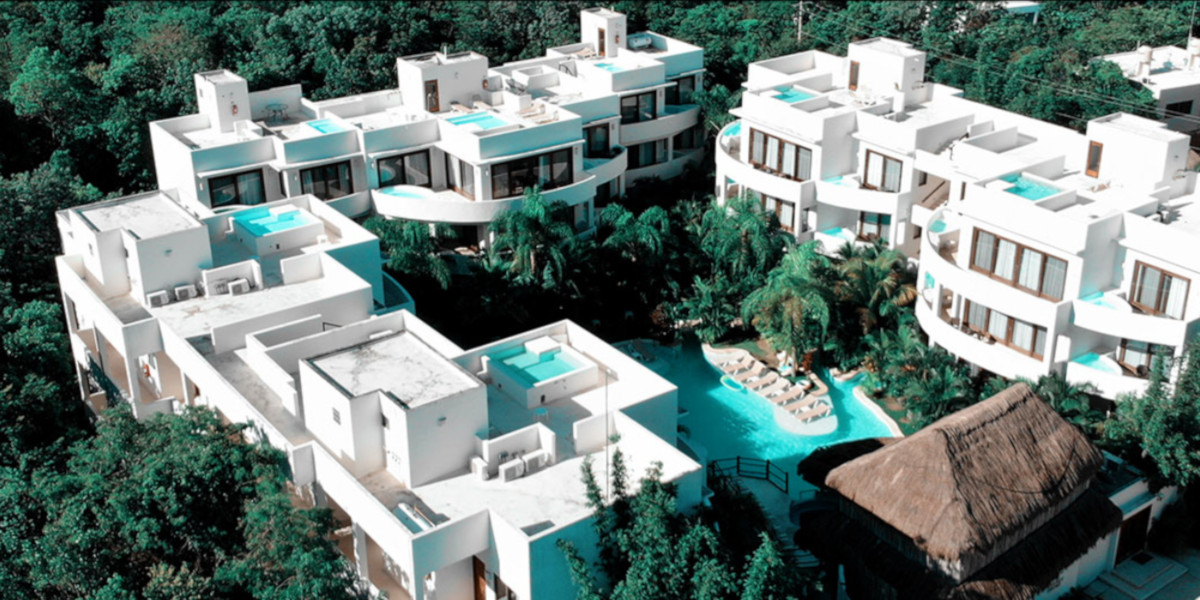 Single naturisten reizen, cruises en single swingers vakanties.